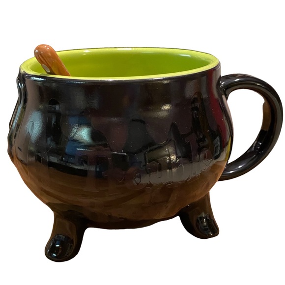 Disney | Kitchen | Disney Parks Halloween Hocus Pocus Cauldron Mug ...